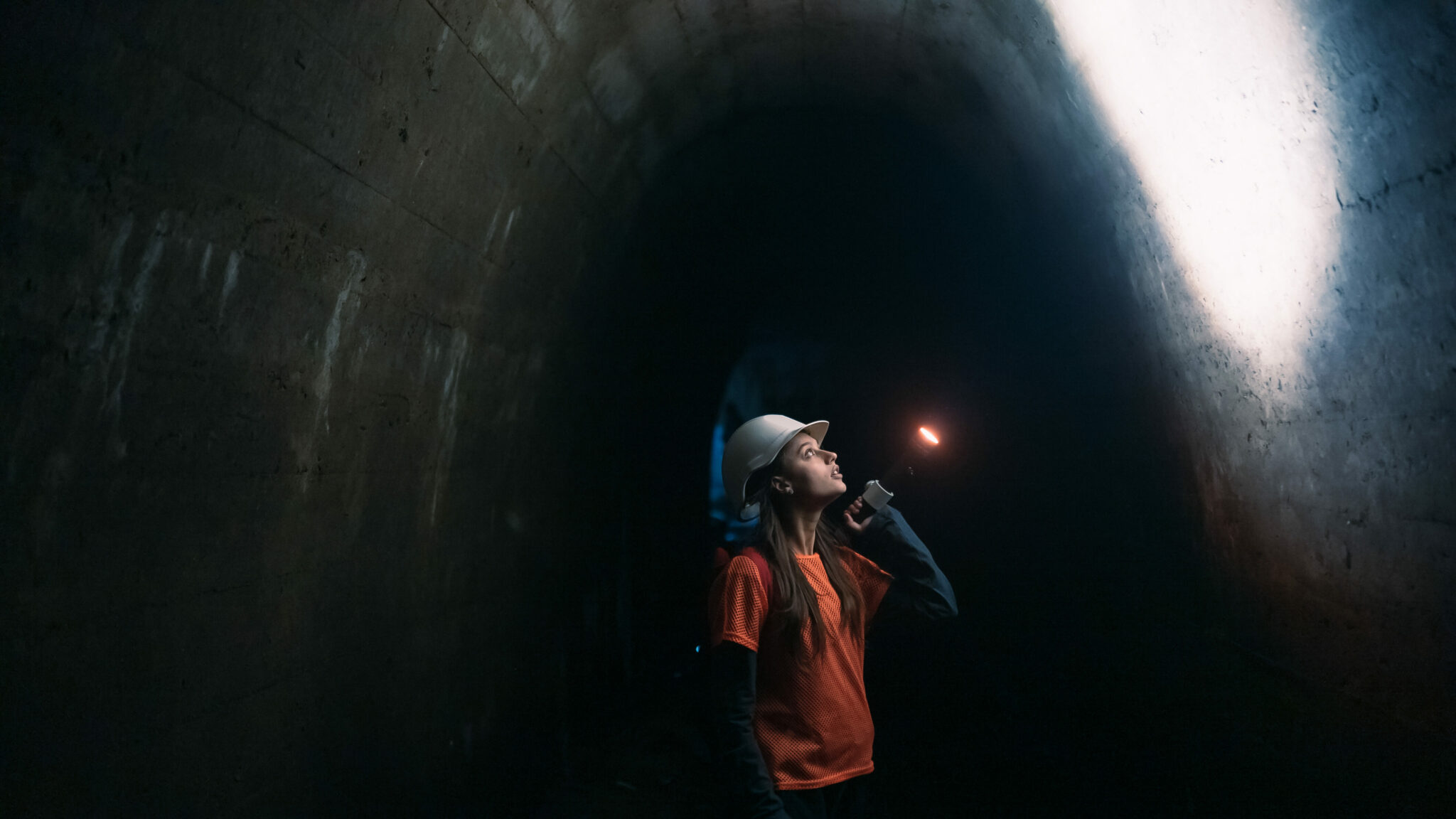 Qu’est-ce qu’un espace confiné ? Définition, risques et responsabilités ...